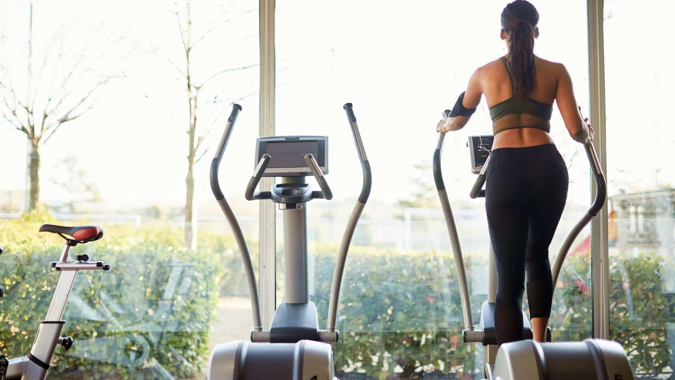 Elliptical Trainers: Benefits, Usage, and Buying Tips - Kimzolciakwedding